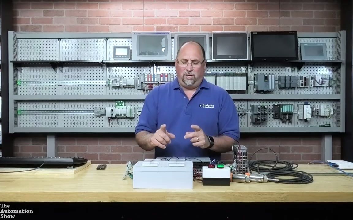 Siemens S7-1200西门子S7-1200PLC实物接线,博图软件编程,实物...