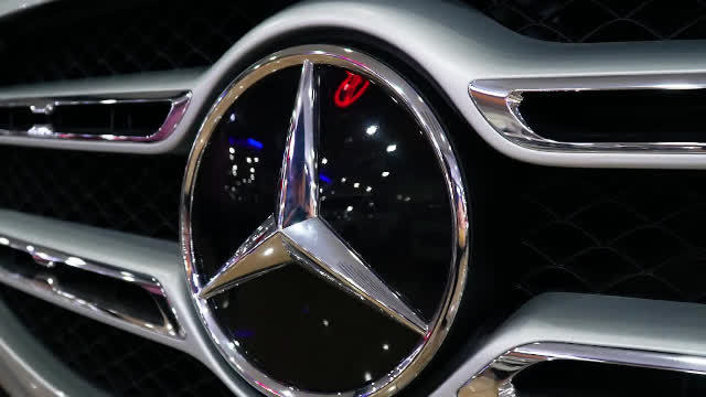 多角度实拍2020款奔驰GLE450 加规豪华版,视频