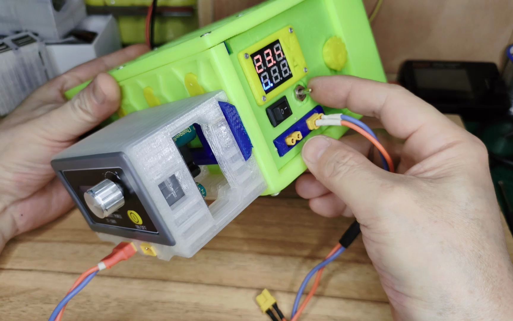 【模块化应急电源】万能充电器模块