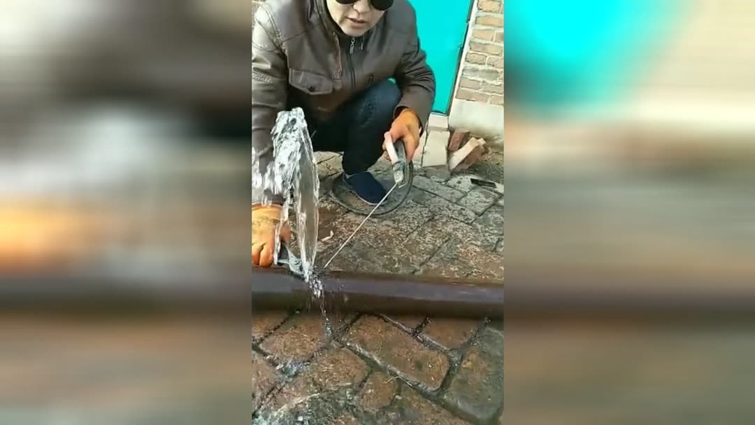 水管漏水,老师傅教你怎么焊接!
