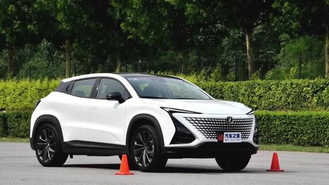 2020款 长安UNI-T 1.5T 百公里加速测试,刹车成绩比肩BBA。