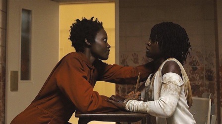 恐怖片《我们》如果有一天你遇到和你长得一模一样的人会发生什么