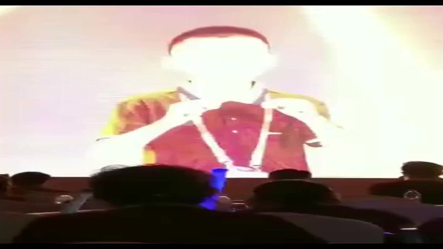 计算机:能告诉我你的cpu是几核的我也想弄个…