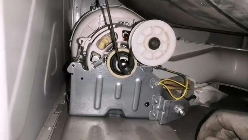 直排式干衣机皮带更换指引 #烘衣机 #烘干机 #洗衣机 #东菱 #生活小...