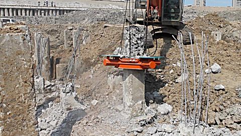 破桩机 灌注桩破桩器 工地施工现场