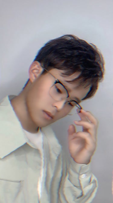 ...是我们航行的灯塔,也是穿越迷雾的指南针。有了梦想,人生才有意义,...