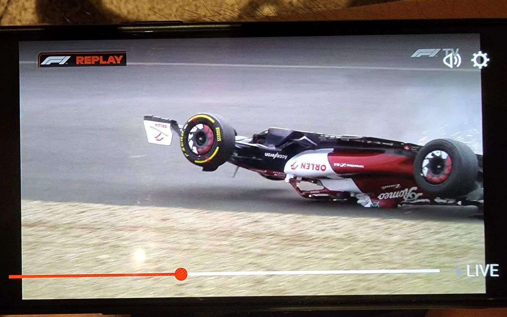 周冠宇撞车车载2022英国