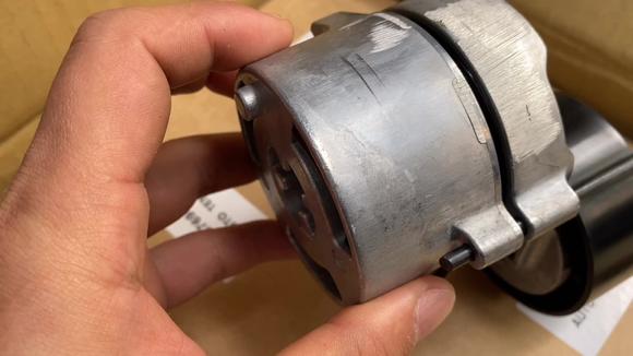 #斯巴鲁 皮带张紧器#全球发货 #全国发货