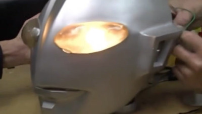 揭秘初代奥特曼头套和计时器制作过程,演员真的不容易
