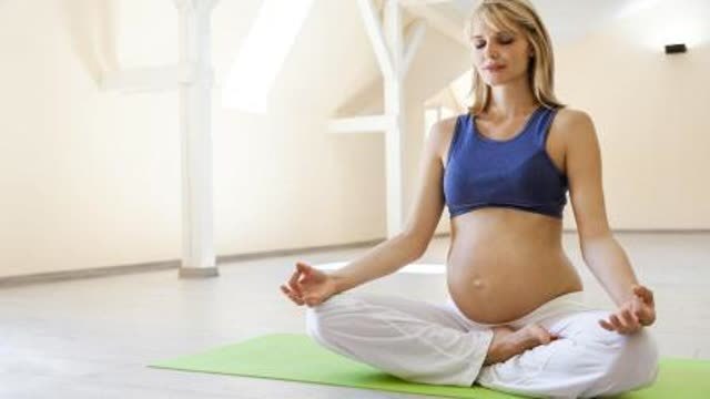 怀孕的宝妈们学了这个动作,胸闷气短也能有效舒缓,...