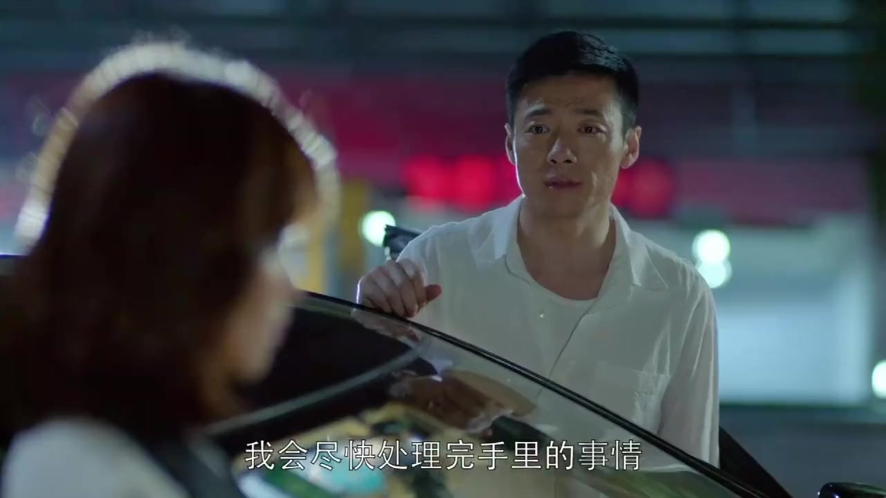 欢乐颂:手磨咖啡竟然这么难,美女胳膊累断才磨了一半,太逗了