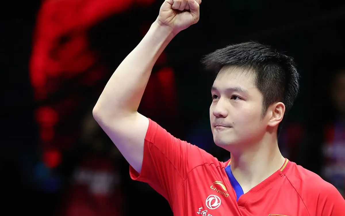 樊振东超燃出场介绍,他的荣誉墙还远远未填满,加油小胖!