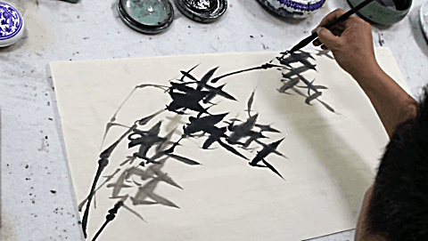 传统国画竹子, 先画竹叶, 再画竹竿, 高难度画法教学!