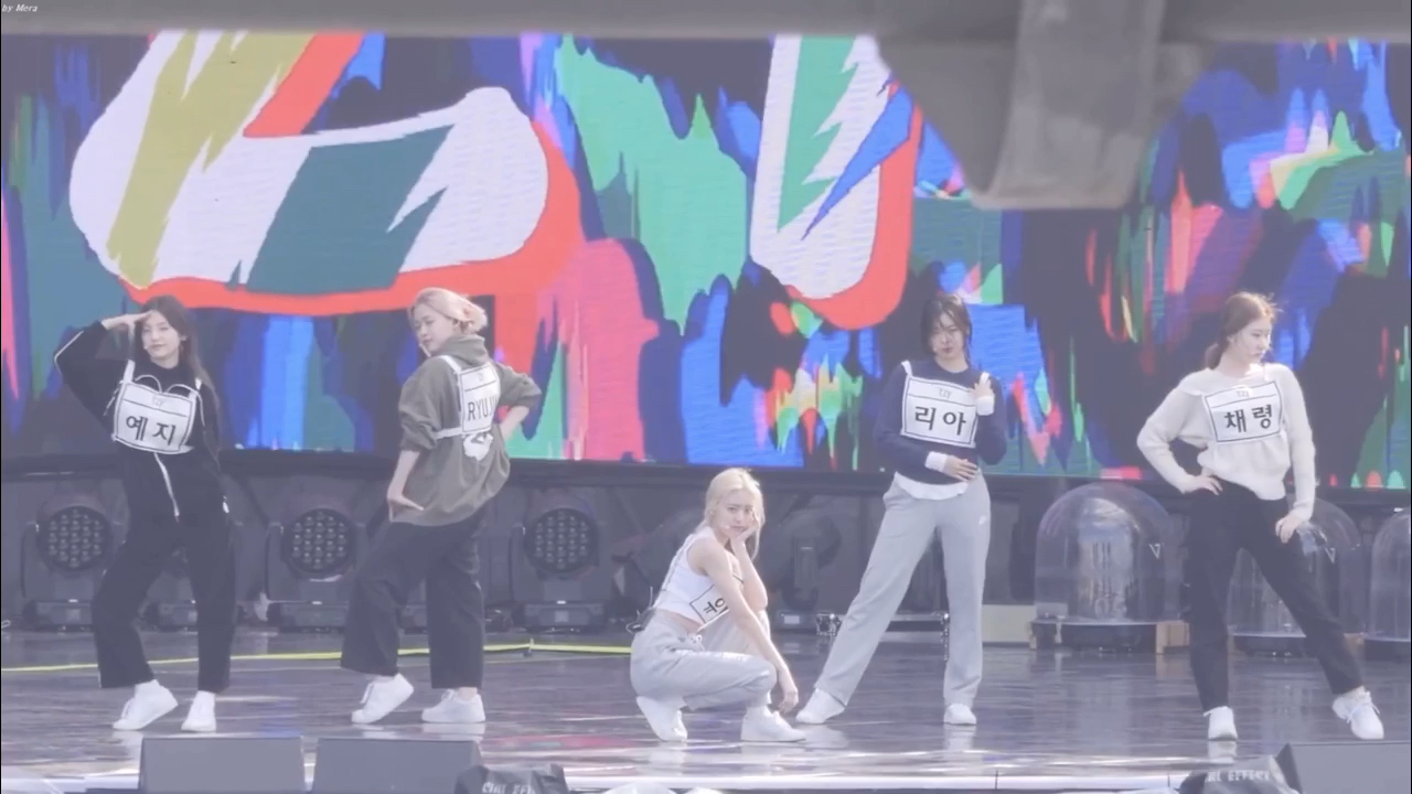 【ITZY】受到前辈nct辰乐夸奖的彩排态度,对待舞台表演,劲舞团是认真的