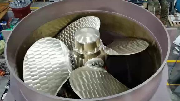 国内最大船舶侧推 LYEN Marine