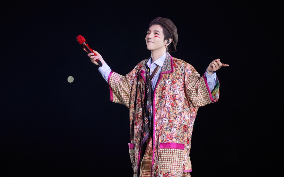 华晨宇2019火星演唱会1117《新世界》(包括介绍新形式演唱会,为演唱...