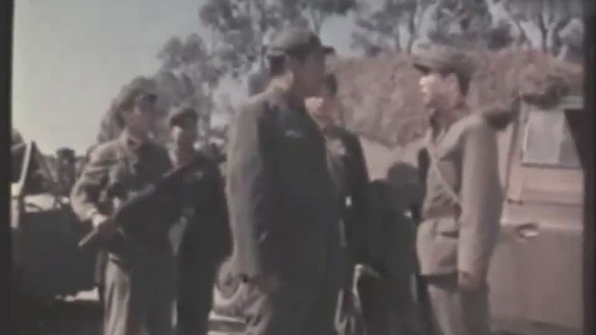 一部经典自卫反击战的电影,为保护坦克,解放军战士奋不顾身!