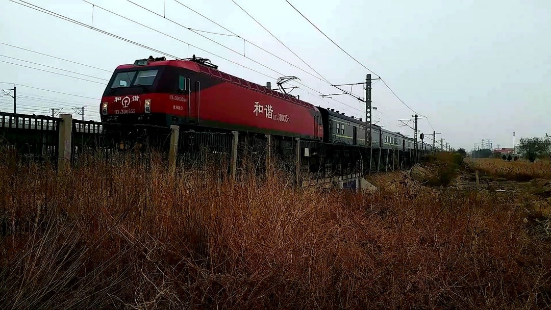 全程4574公里,哈尔滨西开往昆明的K728次通过津山线十三冶线路所