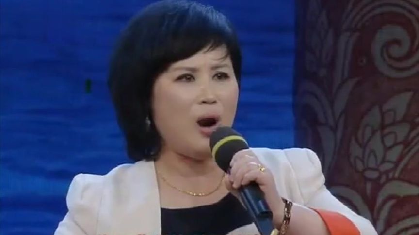 杨雪演唱河北梆子《哪吒闹海》选段见塑像嗓音真高鼓师都站起来了