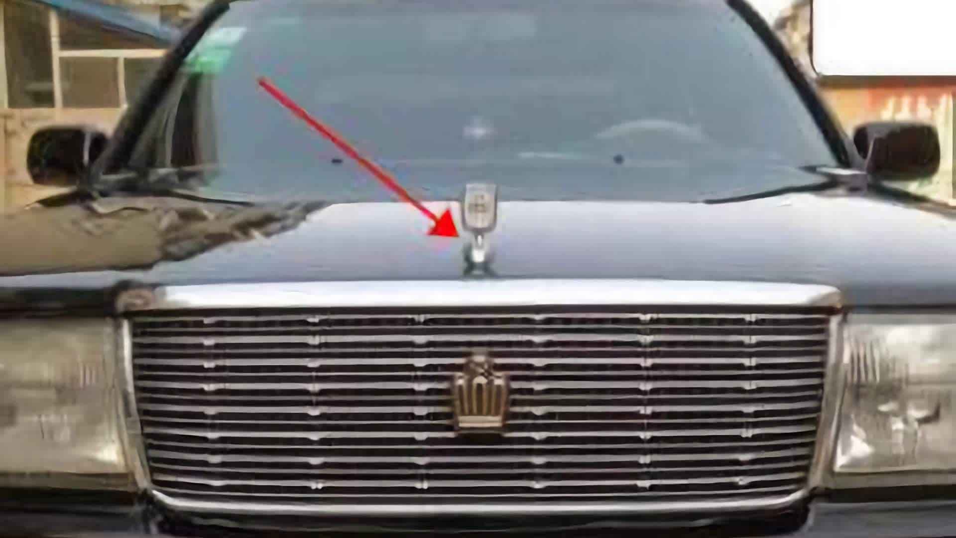 济南一辆上路15年的轿车拍出“天价”,纯数字车牌号比较“亮眼”