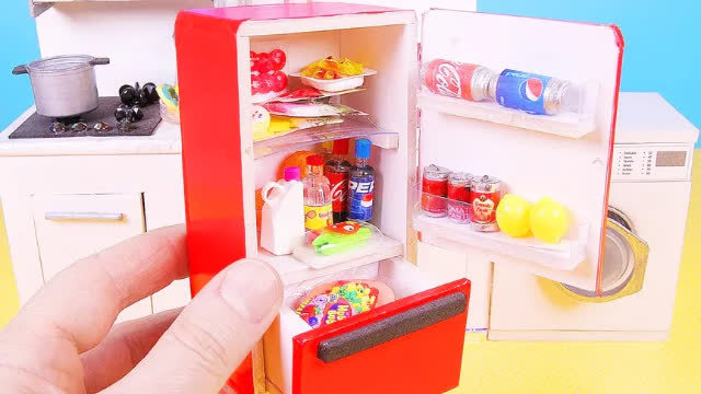 DIY制作带饮料和食物的微型冰箱,创意十足