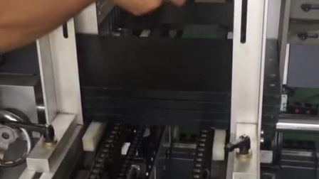 板式定制家具打孔设备、木工排钻、全自动多轴钻孔机、自动抽屉板机