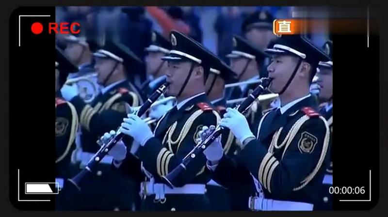 实拍北京天安门广场升旗仪式现场,祖国,我为你自豪!