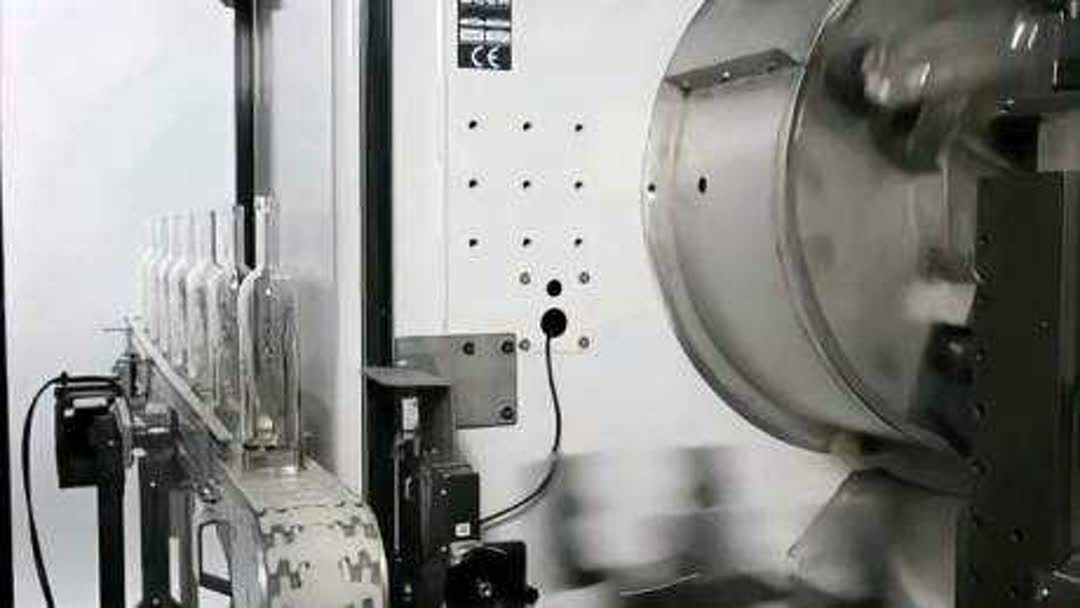 同事历时半年设计制作的玻璃瓶体印花标识自动化线