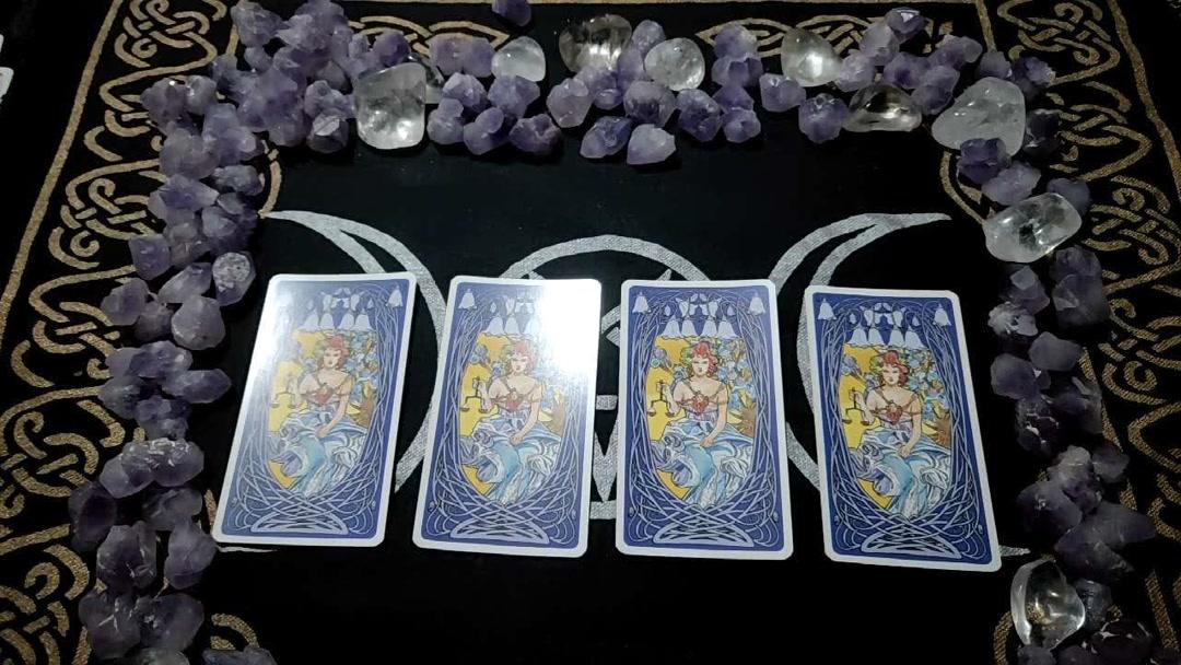 塔罗牌情感测试:默念你喜欢的人的名字,测ta是不是已经心有所属