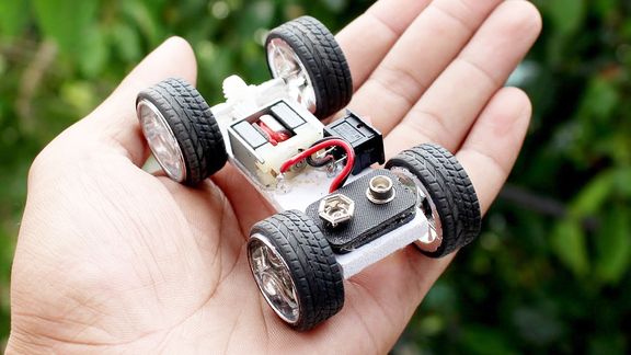 牛人自制的电动玩具汽车,孩子见了超喜欢!