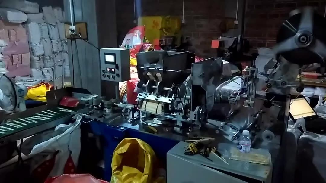 视频: 全自动OPP筷子包装机