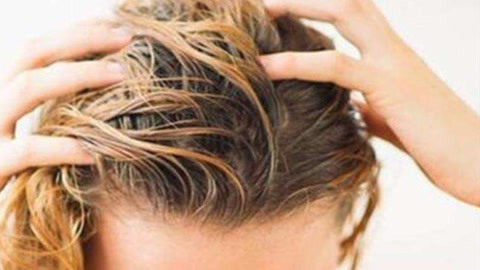 不爱洗头的你一定要看!头皮显微镜放大1000倍,看完背后发凉!