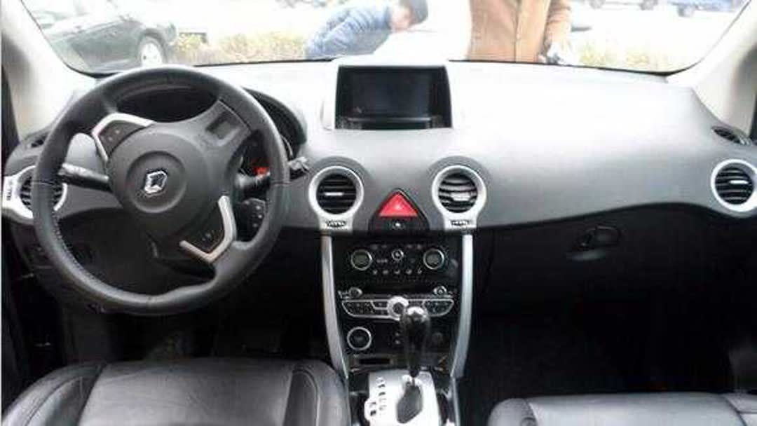 开自动档,出现这3种情况一定停车,新手不懂,继续开有生命危险