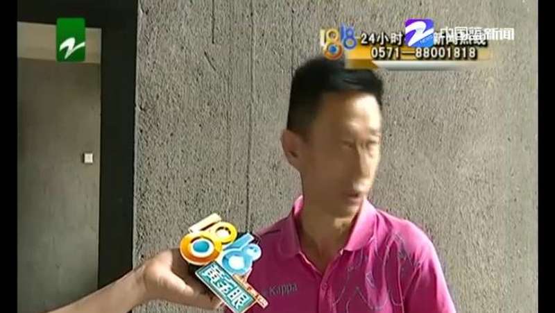 阳台天花板漏水,修了三次没修好