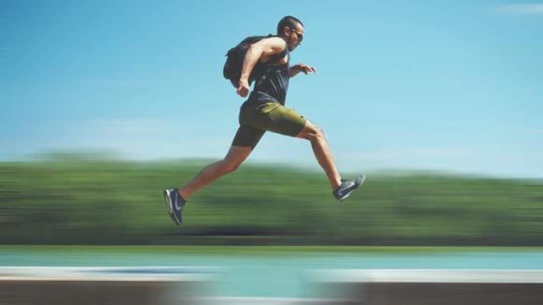 照片缺少动感?用手机为图片添加动态模糊效果,你的作品即刻出彩