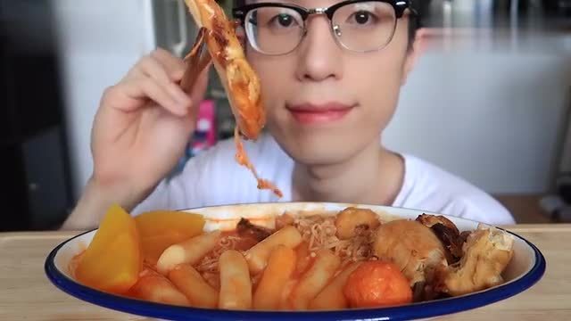 ASMR 咀嚼音 韩式炒年糕