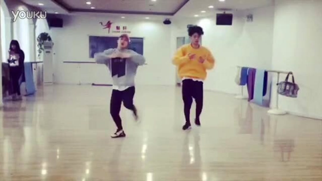 苏州魅轩舞蹈现代爵士教练培训课堂