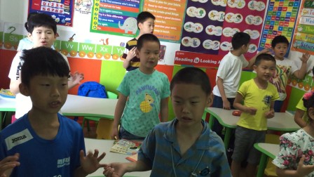 we ar going on a bear hunt 安妮花重庆海伦读书会