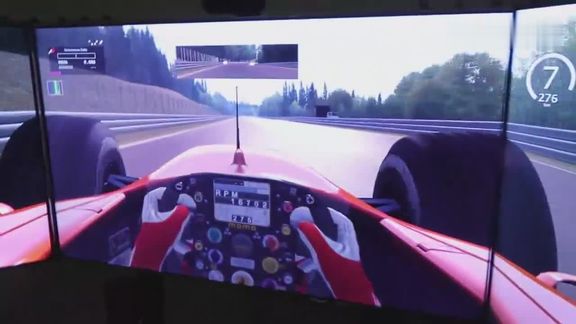 土豪30万买的汽车模拟器,这才叫游戏机