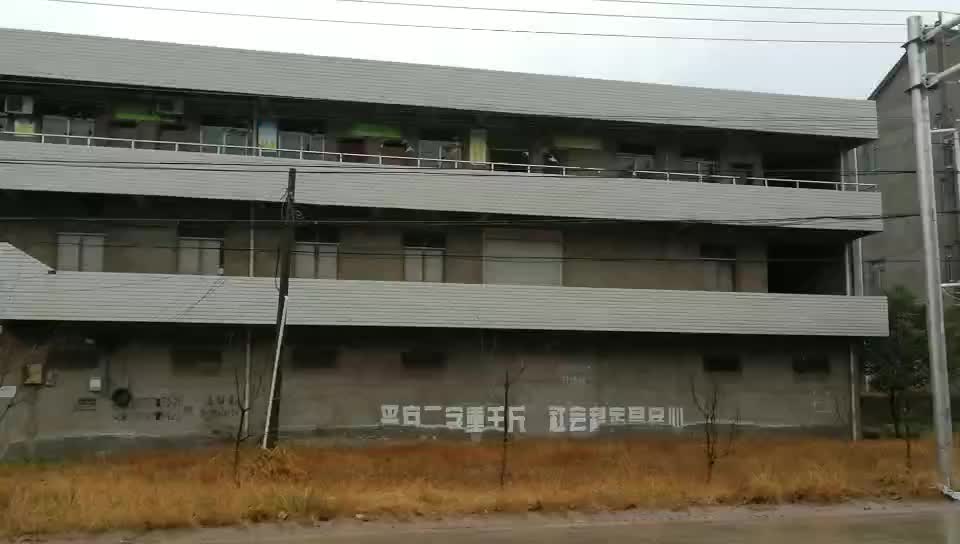 ...新交警大队一公里,2700平米大楼以及总共7亩地的仓储物流用地出售