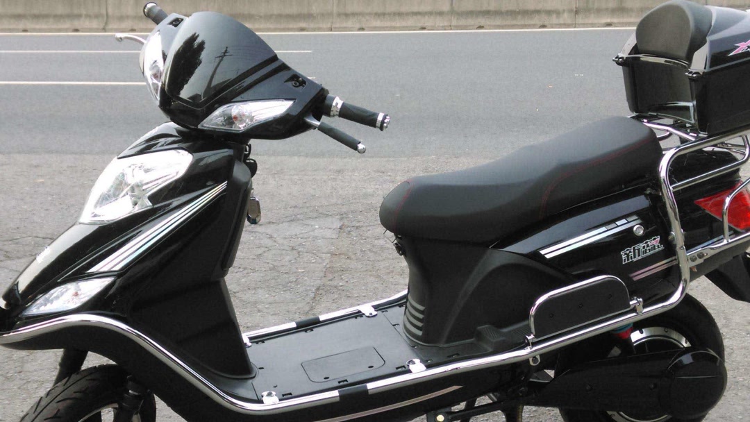 电动车电池不耐用?只需几块钱,电池寿命就可延长好几年!