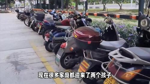 这种接娃电动三轮车不要随便骑!上路条件告诉你,避免罚款、扣车