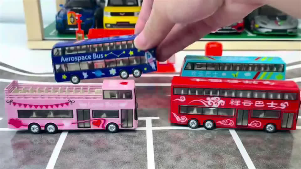 合金儿童双层仿真卡通公交车玩具小巴士校巴宝宝公共汽车模型