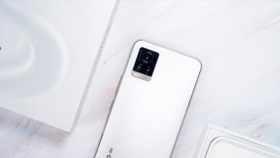 vivo S7开箱体验:称职的X系列“替补队员”