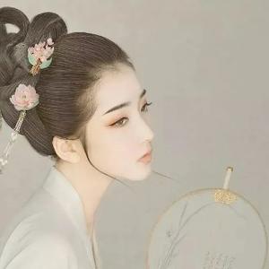 体制内飘出来的童谣 