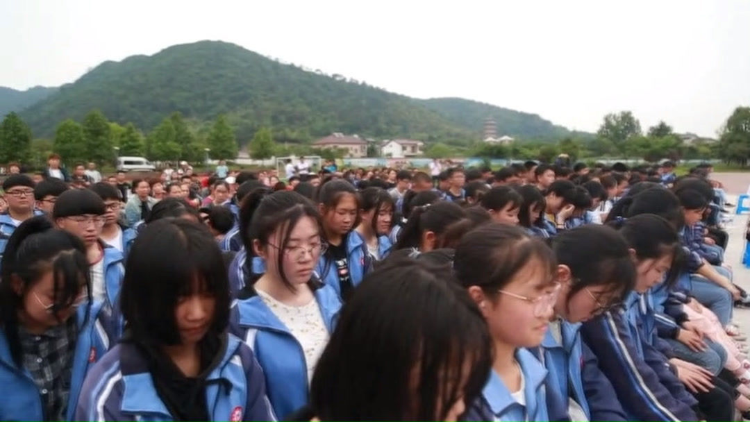 泾县育才学校大型励志、感恩演讲