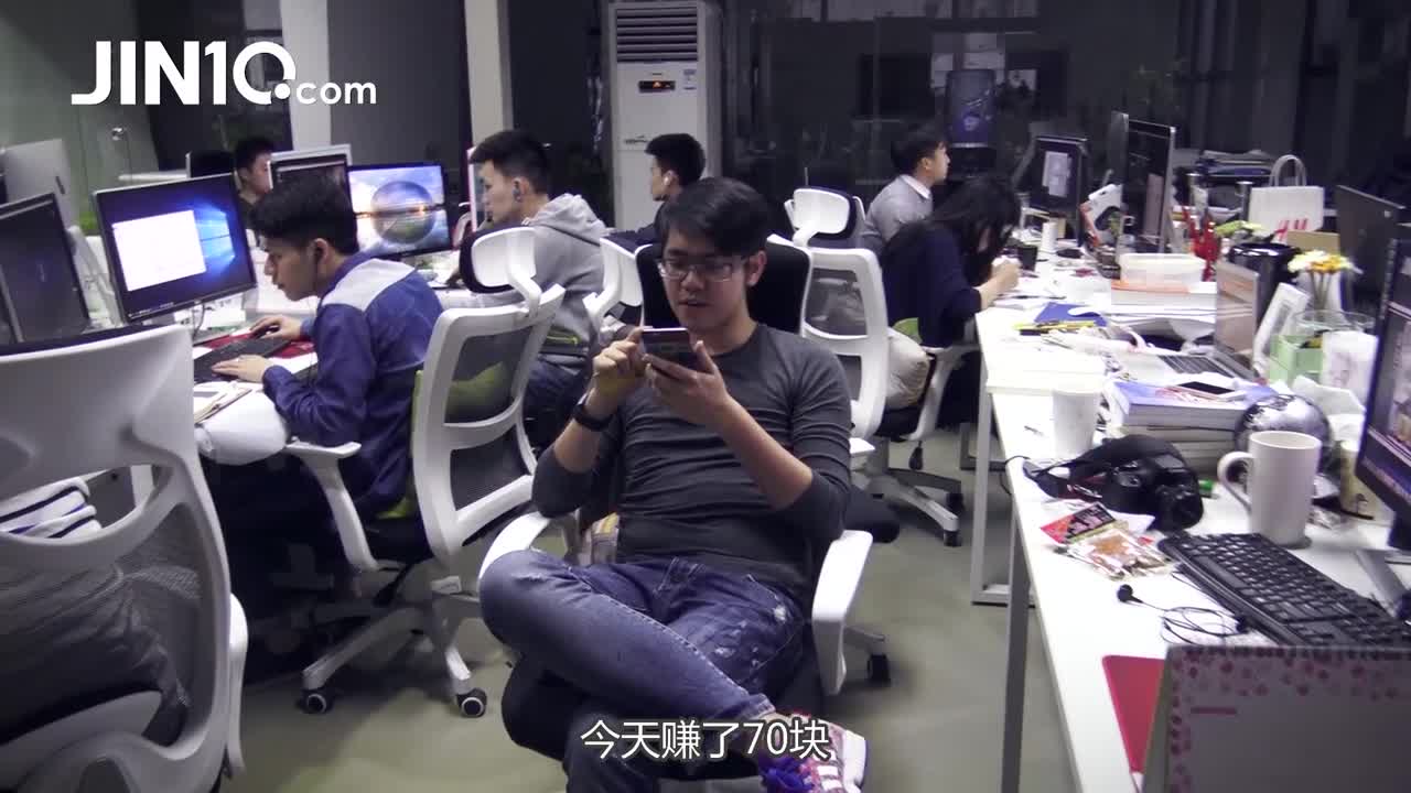 八周交易计划交易困难重重 小白为何双双亏损_超清