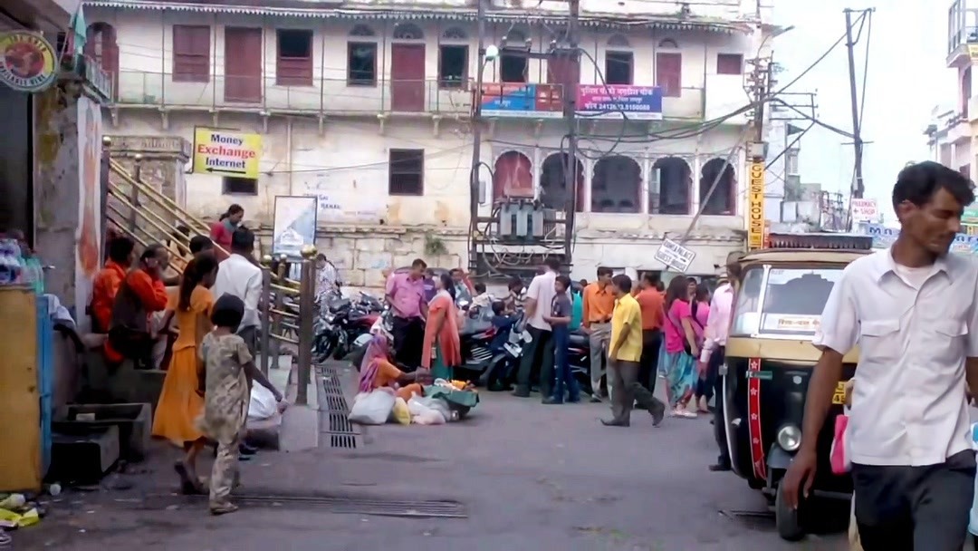 真实拍摄印度的街道,看看印度人的真实生活状态,到底怎么样?