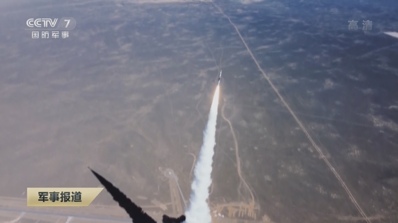 [军事报道]我国成功发射微厘空间一号S3/S4试验卫星