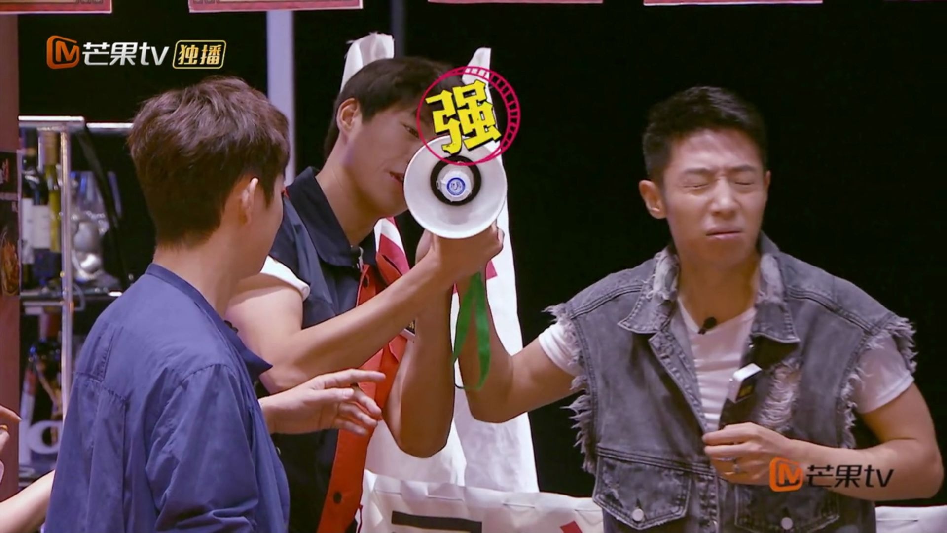 【撒撒 X 魏晨】这一段儿笑s了~